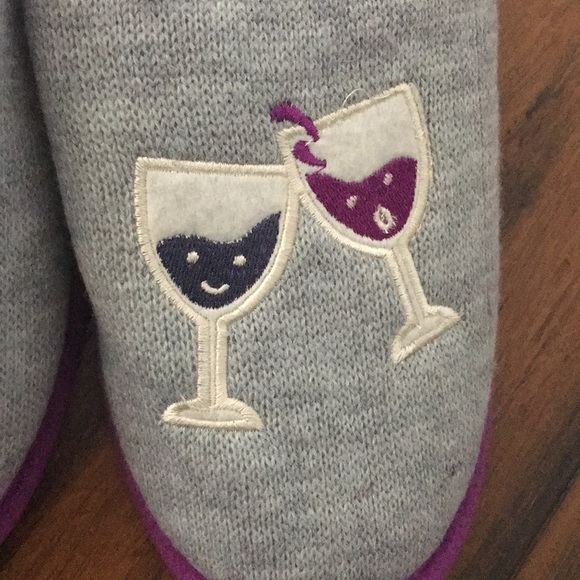 dearfoams | Shoes | Nwt Wine Slippers Dearfoams Xl | Poshmark
